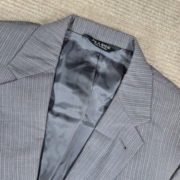 Jos. A. Bank | Suits & Blazers | Jos A Bank Mens 42 Short Grey ...